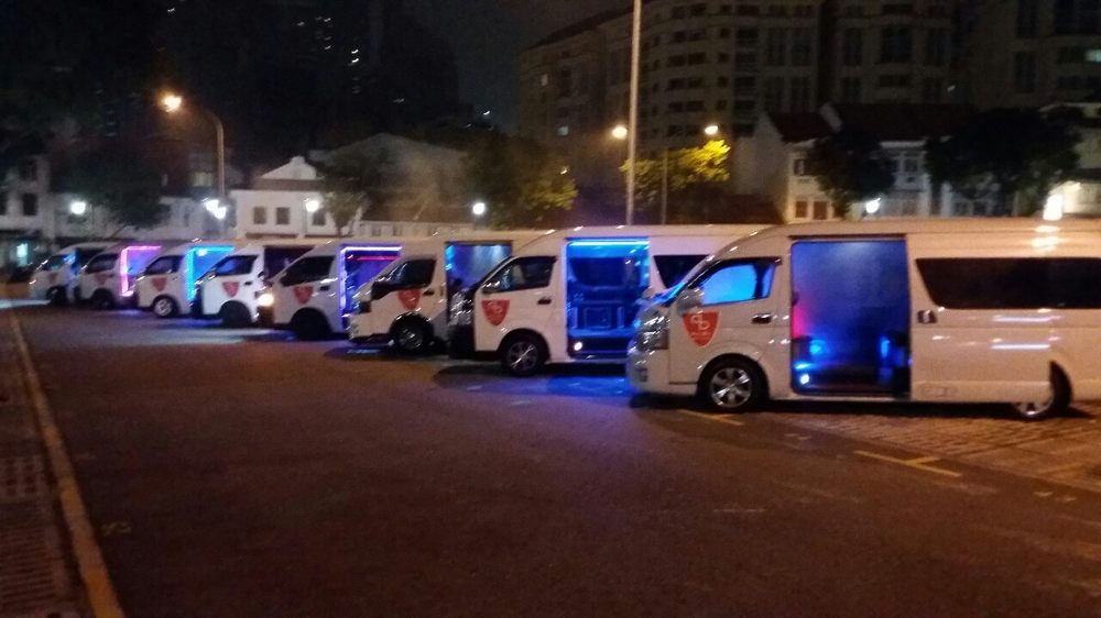 Party Bus Service | Maxi Cab | Maxicab Singapore | 6-13 Seater Maxi ...