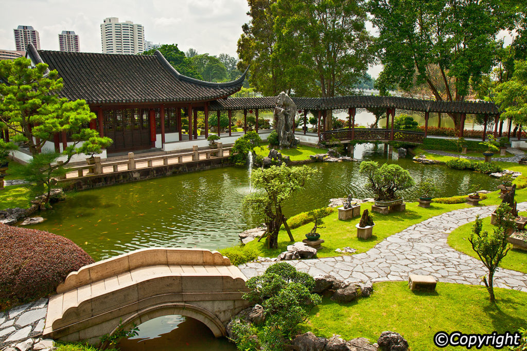 Chinese and Japanese Gardens in Singapore | Maxi Cab | Maxicab Singapore | 6-13 Seater Maxi Taxi ...